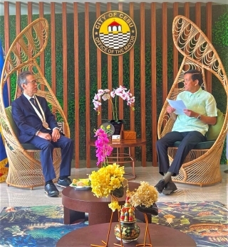 Consul General Hideaki MATSUO paid a courtesy call on Honorable Michael ...