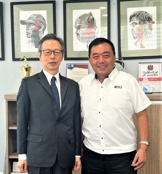 Consul General Hideaki MATSUO had a courtesy meeting with General ...